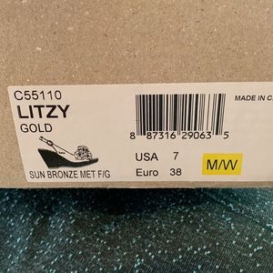 boc | Shoes | Gold Born Concept Boc Sandals Size 7 | Poshmark